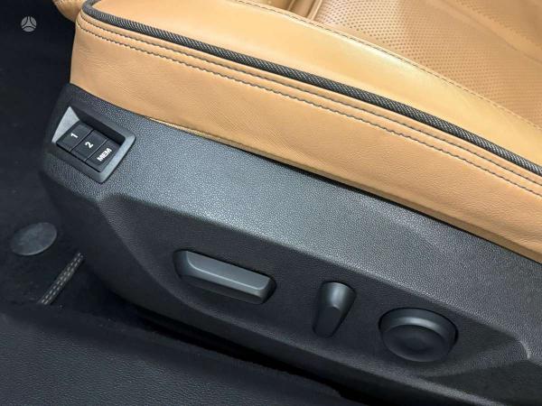 Grey Opel Insignia 2017 in Marijampole, with an engine capacity of 1.96 L and mileage of 185 thousand km for 8500 €, photo 7 on AUTOMOTO.COM.LV