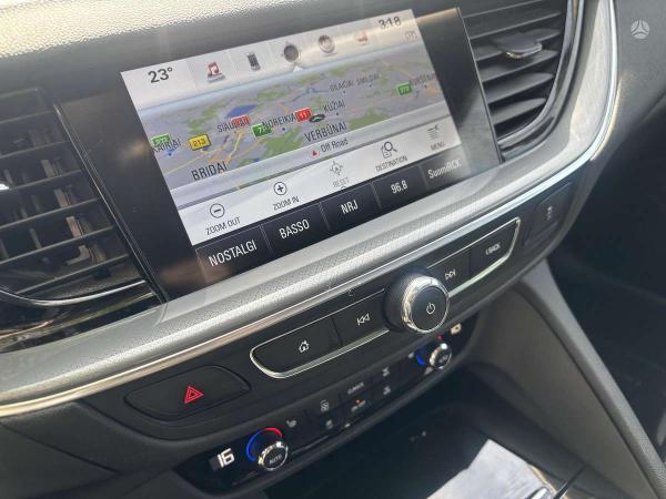 Grey Opel Insignia 2017 in Siauliai, with an engine capacity of 1.50 L and mileage of 265 thousand km for 6600 €, photo 9 on AUTOMOTO.COM.LV