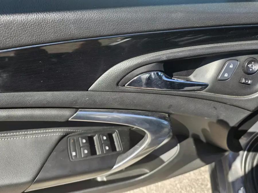 Pelēks Opel Insignia 2017 Rīga, ar dzinēja tilpumu 1.60 L un nobraukumu 325 tūkst. km par 5950 €, foto 13 vietnē AUTOMOTO.COM.LV