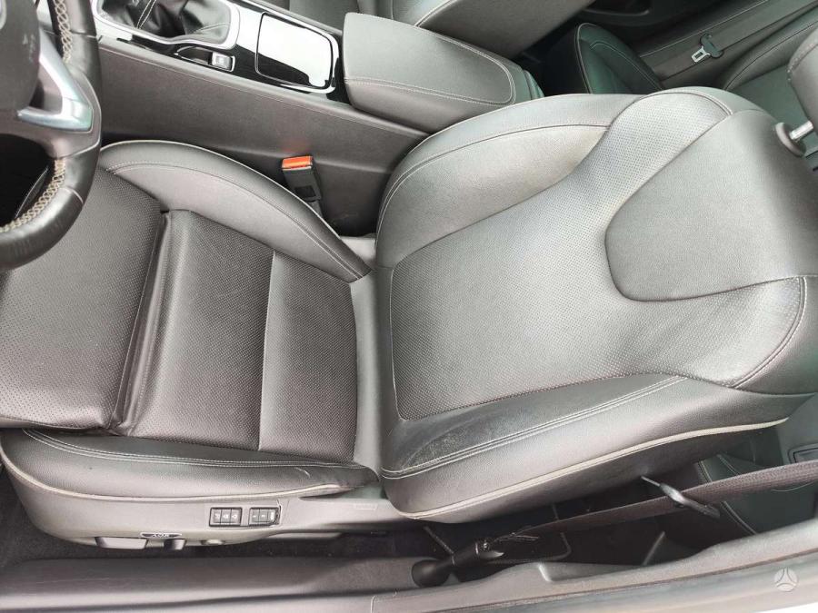 Pelēks Opel Insignia 2017 Marijampole, ar dzinēja tilpumu 1.96 L un nobraukumu 226 tūkst. km par 9650 €, foto 13 vietnē AUTOMOTO.COM.LV
