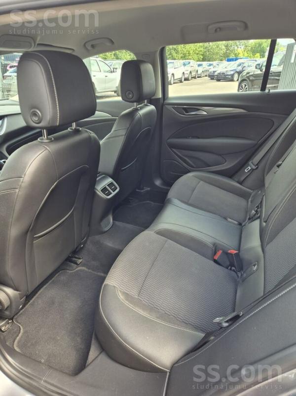 Pelēks Opel Insignia 2017 Rīga, ar dzinēja tilpumu 2.00 L un nobraukumu 253 tūkst. km par 9190 €, foto 10 vietnē AUTOMOTO.COM.LV