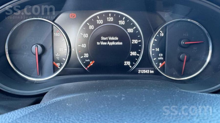 Grey Opel Insignia 2017 in Riga, with an engine capacity of 2.00 L and mileage of 213 thousand km for 6000 €, photo 10 on AUTOMOTO.COM.LV