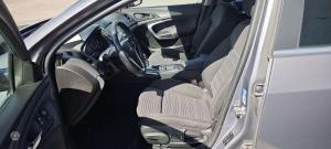 Grey Opel Insignia 2017 in Utena, with an engine capacity of 1.96 L and mileage of 290 thousand km for 4900 €, photo 9 on AUTOMOTO.COM.LV