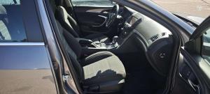 Grey Opel Insignia 2017 in Utena, with an engine capacity of 1.96 L and mileage of 290 thousand km for 4900 €, photo 12 on AUTOMOTO.COM.LV