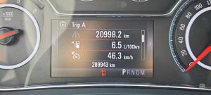 Grey Opel Insignia 2017 in Utena, with an engine capacity of 1.96 L and mileage of 290 thousand km for 4900 €, photo 15 on AUTOMOTO.COM.LV