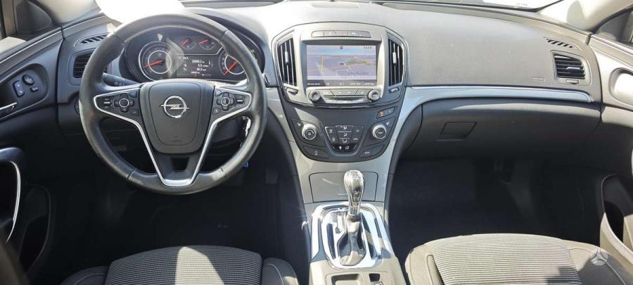 Grey Opel Insignia 2017 in Utena, with an engine capacity of 1.96 L and mileage of 290 thousand km for 4900 €, photo 16 on AUTOMOTO.COM.LV