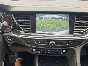 Grey Opel Insignia 2017 in Vilnius, with an engine capacity of 1.96 L and mileage of 135 thousand km for 10500 €, photo 13 on AUTOMOTO.COM.LV