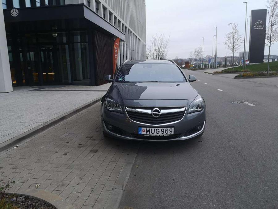 Grey Opel Insignia 2017 in Vilnius, with an engine capacity of 1.96 L and mileage of 315 thousand km for 4999 €, photo 4 on AUTOMOTO.COM.LV