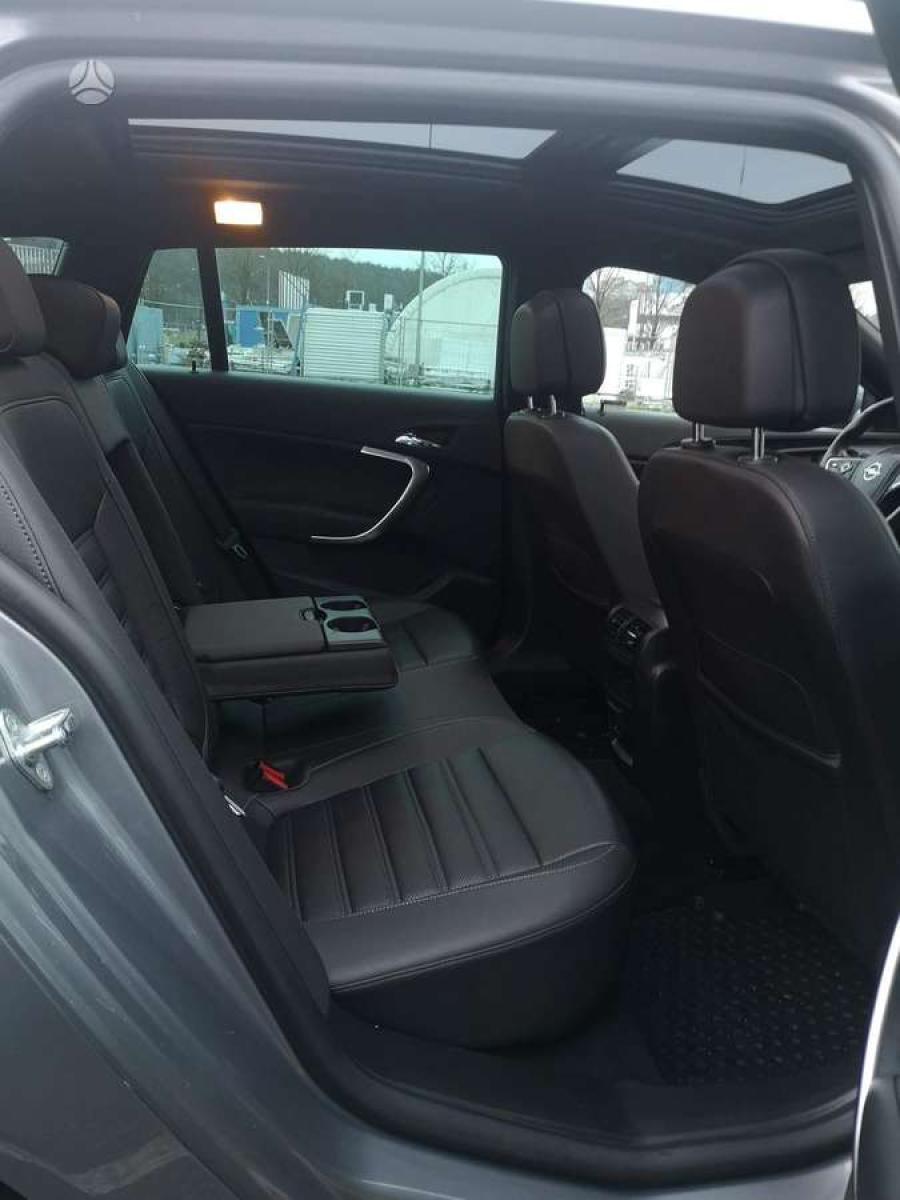 Grey Opel Insignia 2017 in Vilnius, with an engine capacity of 1.96 L and mileage of 315 thousand km for 4999 €, photo 8 on AUTOMOTO.COM.LV