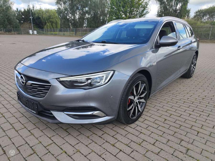 Grey Opel Insignia 2017 in Marijampole, with an engine capacity of 1.96 L and mileage of 143 thousand km for 11700 €, photo 1 on AUTOMOTO.COM.LV
