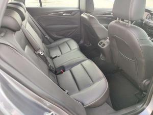Grey Opel Insignia 2017 in Marijampole, with an engine capacity of 1.96 L and mileage of 143 thousand km for 11700 €, photo 10 on AUTOMOTO.COM.LV