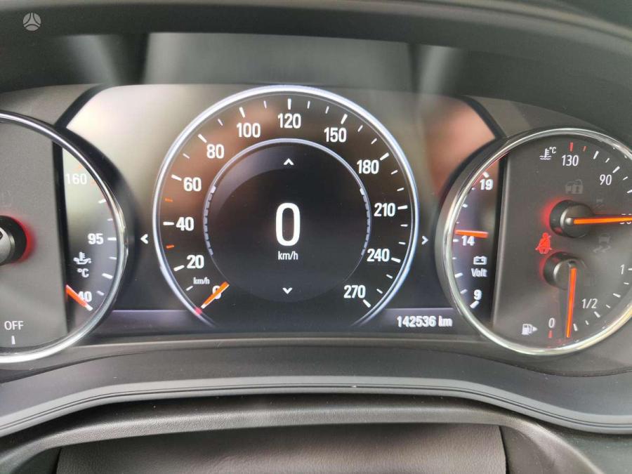 Grey Opel Insignia 2017 in Marijampole, with an engine capacity of 1.96 L and mileage of 143 thousand km for 11700 €, photo 18 on AUTOMOTO.COM.LV