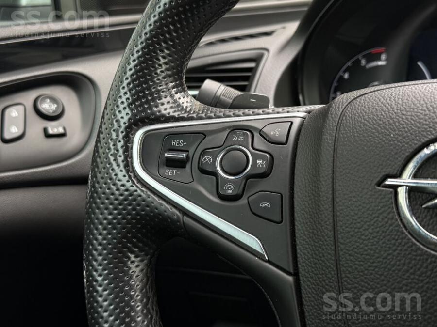 Pelēks Opel Insignia 2017 Tukums, ar dzinēja tilpumu 2.00 L un nobraukumu 215 tūkst. km par 7999 €, foto 13 vietnē AUTOMOTO.COM.LV