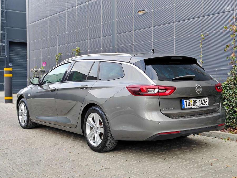Grey Opel Insignia 2018 in Klaipeda, with an engine capacity of 1.96 L and mileage of 175 thousand km for 11999 €, photo 6 on AUTOMOTO.COM.LV