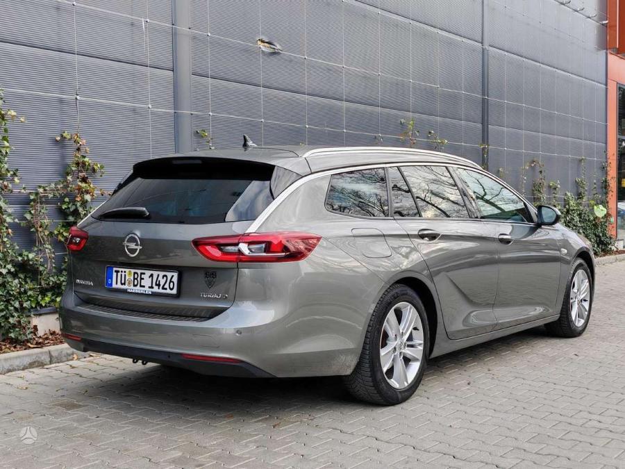Grey Opel Insignia 2018 in Klaipeda, with an engine capacity of 1.96 L and mileage of 175 thousand km for 11999 €, photo 8 on AUTOMOTO.COM.LV