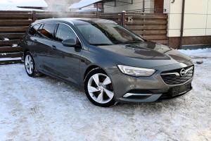Grey Opel Insignia 2018 in Kretinga, with an engine capacity of 1.96 L and mileage of 167 thousand km for 9799 €, photo 3 on AUTOMOTO.COM.LV