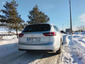 Grey Opel Insignia 2018 in Vilnius, with an engine capacity of 1.60 L and mileage of 104 thousand km for 10500 €, photo 9 on AUTOMOTO.COM.LV