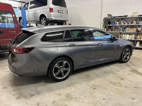 Grey Opel Insignia 2018 in Kretinga, with an engine capacity of 2.00 L and mileage of 180 thousand km for 12500 €, photo 4 on AUTOMOTO.COM.LV