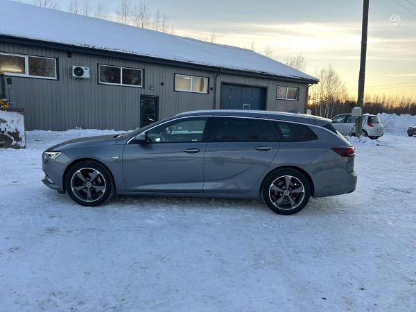 Grey Opel Insignia 2018 in Kretinga, with an engine capacity of 2.00 L and mileage of 180 thousand km for 12500 €, photo 11 on AUTOMOTO.COM.LV