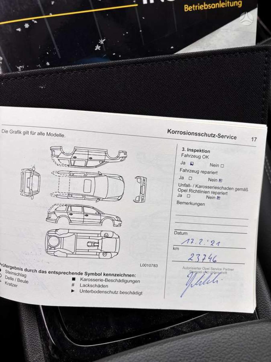 Grey Opel Insignia 2018 in Raseiniai, with an engine capacity of 2.00 L and mileage of 46 thousand km for 7999 €, photo 20 on AUTOMOTO.COM.LV