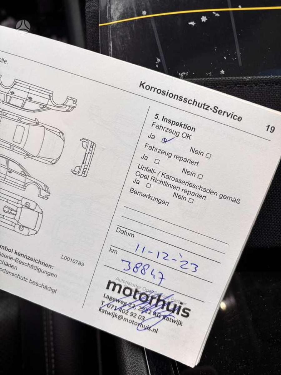 Grey Opel Insignia 2018 in Raseiniai, with an engine capacity of 2.00 L and mileage of 46 thousand km for 7999 €, photo 22 on AUTOMOTO.COM.LV