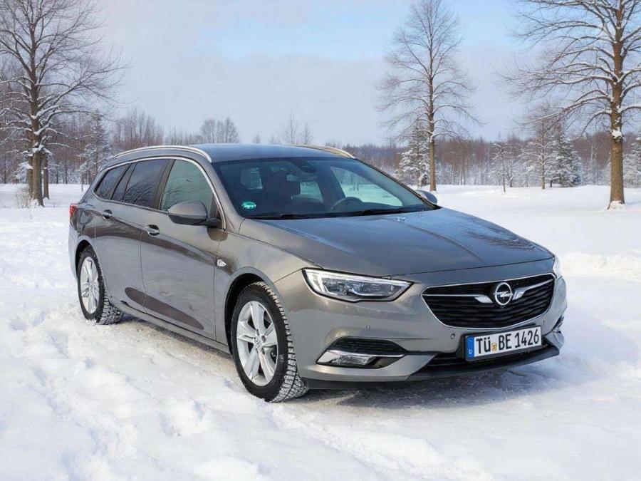Pelēks Opel Insignia 2018 Klaipėda, ar dzinēja tilpumu 1.96 L un nobraukumu 175 tūkst. km par 10999 €, foto 1 vietnē AUTOMOTO.COM.LV