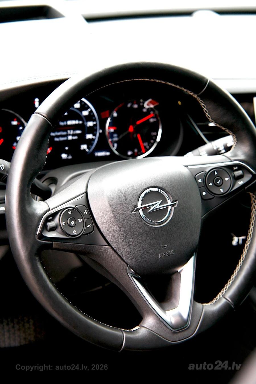 Grey Opel Insignia 2018 in Tallinn, with an engine capacity of 2.00 L and mileage of 116 thousand km for 14490 €, photo 9 on AUTOMOTO.COM.LV
