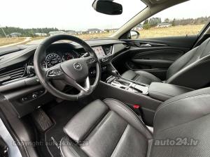 Grey Opel Insignia 2018 in Tallinn, with an engine capacity of 2.00 L and mileage of 116 thousand km for 14490 €, photo 13 on AUTOMOTO.COM.LV
