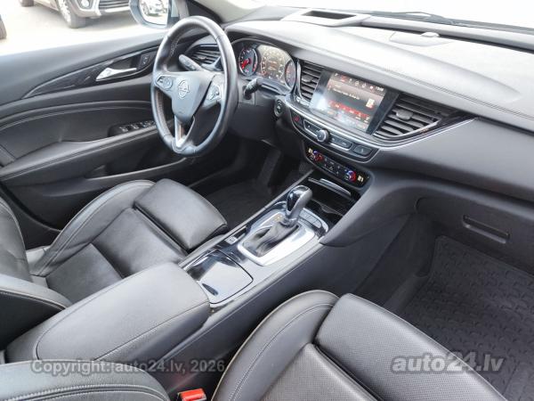 Grey Opel Insignia 2018 in Tartu, with an engine capacity of 2.00 L and mileage of 188 thousand km for 12990 €, photo 10 on AUTOMOTO.COM.LV