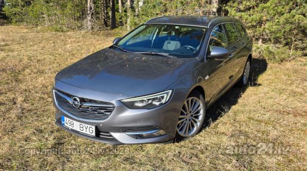 Grey Opel Insignia 2018 in Tallinn, with an engine capacity of 2.00 L and mileage of 149 thousand km for 11600 €, photo 1 on AUTOMOTO.COM.LV