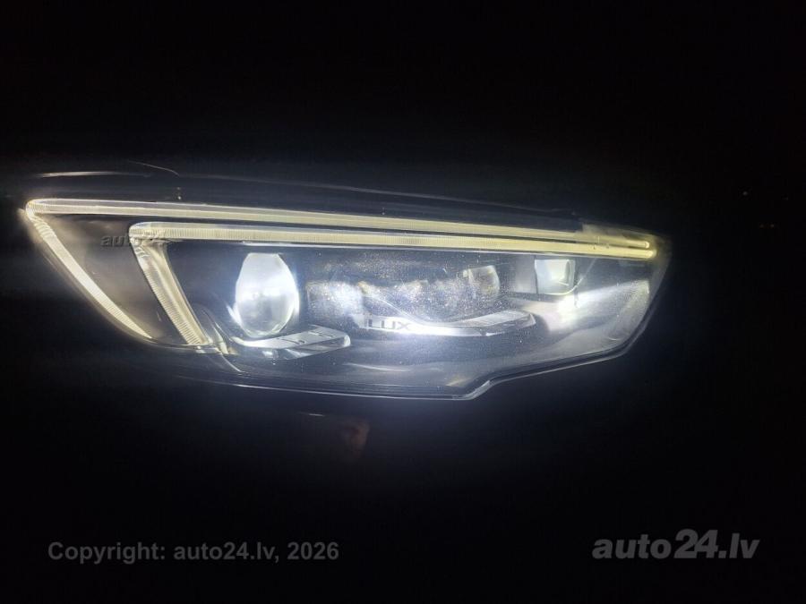 Серый Опель Инсигния 2018 в Таллин, объемом двигателя 1.60 л и пробегом 220 тыс. км за 9100 €, фото 5 на AUTOMOTO.COM.LV