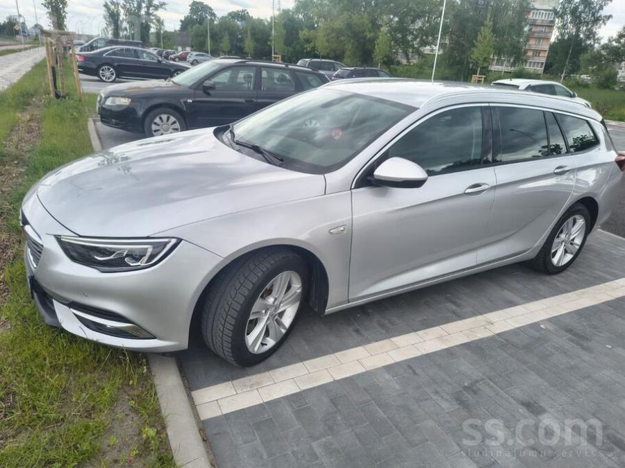 Pelēks Opel Insignia 2018 Jelgava, ar dzinēja tilpumu 1.60 L un nobraukumu 142 tūkst. km par 8800 €, foto 1 vietnē AUTOMOTO.COM.LV