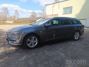 Grey Opel Insignia 2018 in Riga, with an engine capacity of 2.00 L and mileage of 166 thousand km for 9500 €, photo 4 on AUTOMOTO.COM.LV