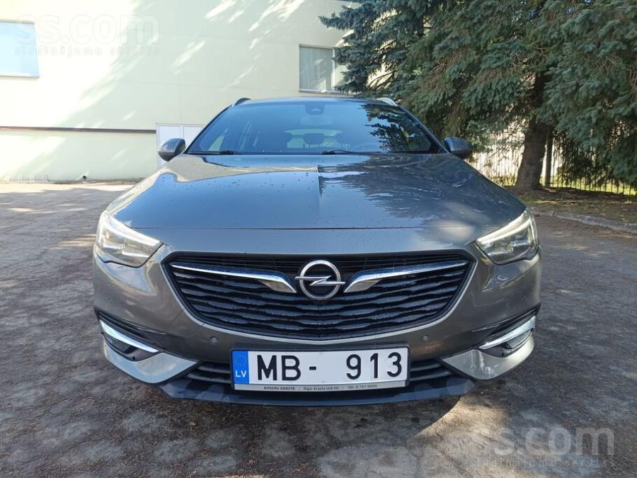 Grey Opel Insignia 2018 in Riga, with an engine capacity of 2.00 L and mileage of 166 thousand km for 9500 €, photo 8 on AUTOMOTO.COM.LV