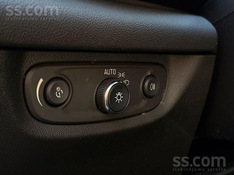 Pelēks Opel Insignia 2018 Liepāja, ar dzinēja tilpumu 2.00 L un nobraukumu 112 tūkst. km par 12500 €, foto 9 vietnē AUTOMOTO.COM.LV