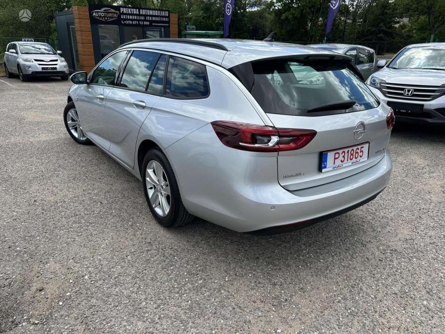 Grey Opel Insignia 2018 in Alytus, with an engine capacity of 1.96 L and mileage of 200 thousand km for 9400 €, photo 4 on AUTOMOTO.COM.LV