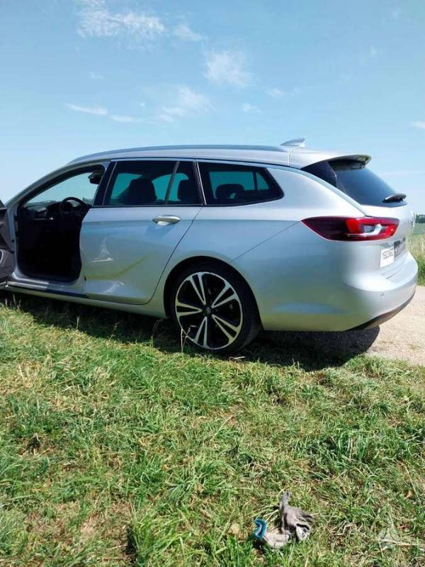 Pelēks Opel Insignia 2018 Vilkaviškis, ar dzinēja tilpumu 1.96 L un nobraukumu 270 tūkst. km par 8500 €, foto 3 vietnē AUTOMOTO.COM.LV
