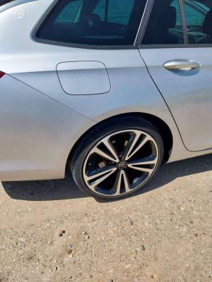 Grey Opel Insignia 2018 in Vilkaviskis, with an engine capacity of 1.96 L and mileage of 270 thousand km for 8500 €, photo 7 on AUTOMOTO.COM.LV