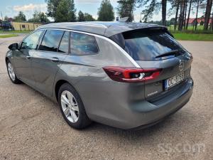 Grey Opel Insignia 2018 in Ogre, with an engine capacity of 2.00 L and mileage of 220 thousand km for 10250 €, photo 4 on AUTOMOTO.COM.LV