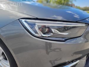 Grey Opel Insignia 2018 in Ogre, with an engine capacity of 2.00 L and mileage of 220 thousand km for 10250 €, photo 9 on AUTOMOTO.COM.LV