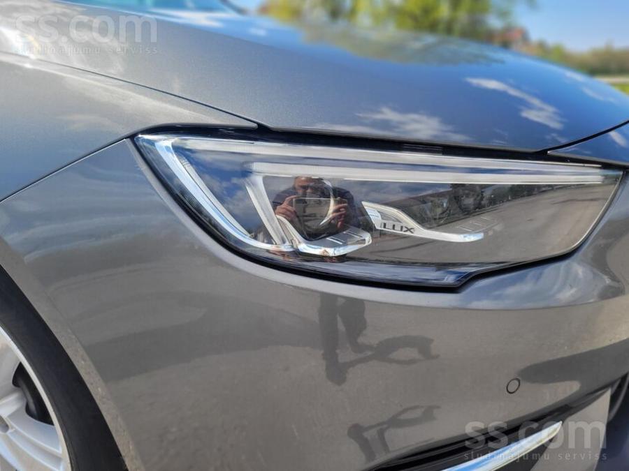 Grey Opel Insignia 2018 in Ogre, with an engine capacity of 2.00 L and mileage of 220 thousand km for 10250 €, photo 9 on AUTOMOTO.COM.LV