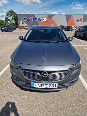 Grey Opel Insignia 2018 in Kaunas, with an engine capacity of 2.00 L and mileage of 197 thousand km for 9100 €, photo  on AUTOMOTO.COM.LV