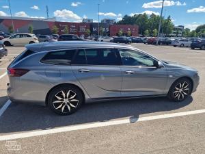 Grey Opel Insignia 2018 in Kaunas, with an engine capacity of 2.00 L and mileage of 197 thousand km for 9100 €, photo 3 on AUTOMOTO.COM.LV