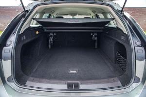 Pelēks Opel Insignia 2018 Marijampole, ar dzinēja tilpumu 1.60 L un nobraukumu 179 tūkst. km par 8950 €, foto 15 vietnē AUTOMOTO.COM.LV