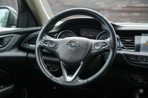 Pelēks Opel Insignia 2018 Marijampole, ar dzinēja tilpumu 1.60 L un nobraukumu 179 tūkst. km par 8950 €, foto 18 vietnē AUTOMOTO.COM.LV