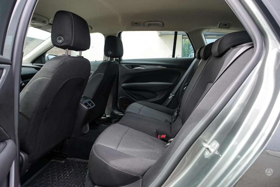 Pelēks Opel Insignia 2018 Marijampole, ar dzinēja tilpumu 1.60 L un nobraukumu 179 tūkst. km par 8950 €, foto 33 vietnē AUTOMOTO.COM.LV