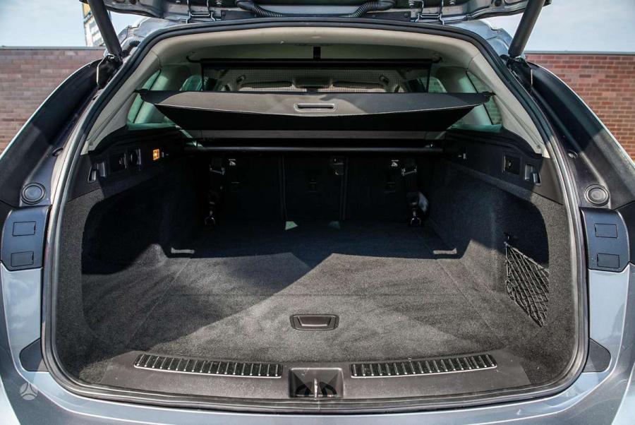 Pelēks Opel Insignia 2018 Marijampole, ar dzinēja tilpumu 1.96 L un nobraukumu 211 tūkst. km par 10950 €, foto 16 vietnē AUTOMOTO.COM.LV