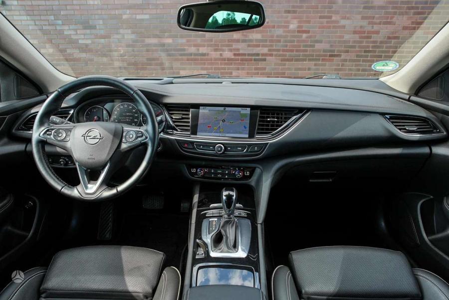 Pelēks Opel Insignia 2018 Marijampole, ar dzinēja tilpumu 1.96 L un nobraukumu 211 tūkst. km par 10950 €, foto 18 vietnē AUTOMOTO.COM.LV