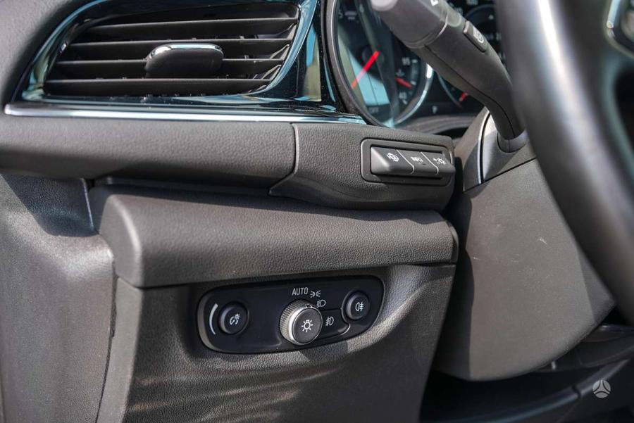 Pelēks Opel Insignia 2018 Marijampole, ar dzinēja tilpumu 1.96 L un nobraukumu 211 tūkst. km par 10950 €, foto 34 vietnē AUTOMOTO.COM.LV