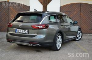 Grey Opel Insignia 2018 in Preili, with an engine capacity of 2.00 L and mileage of 312 thousand km for 11900 €, photo 4 on AUTOMOTO.COM.LV